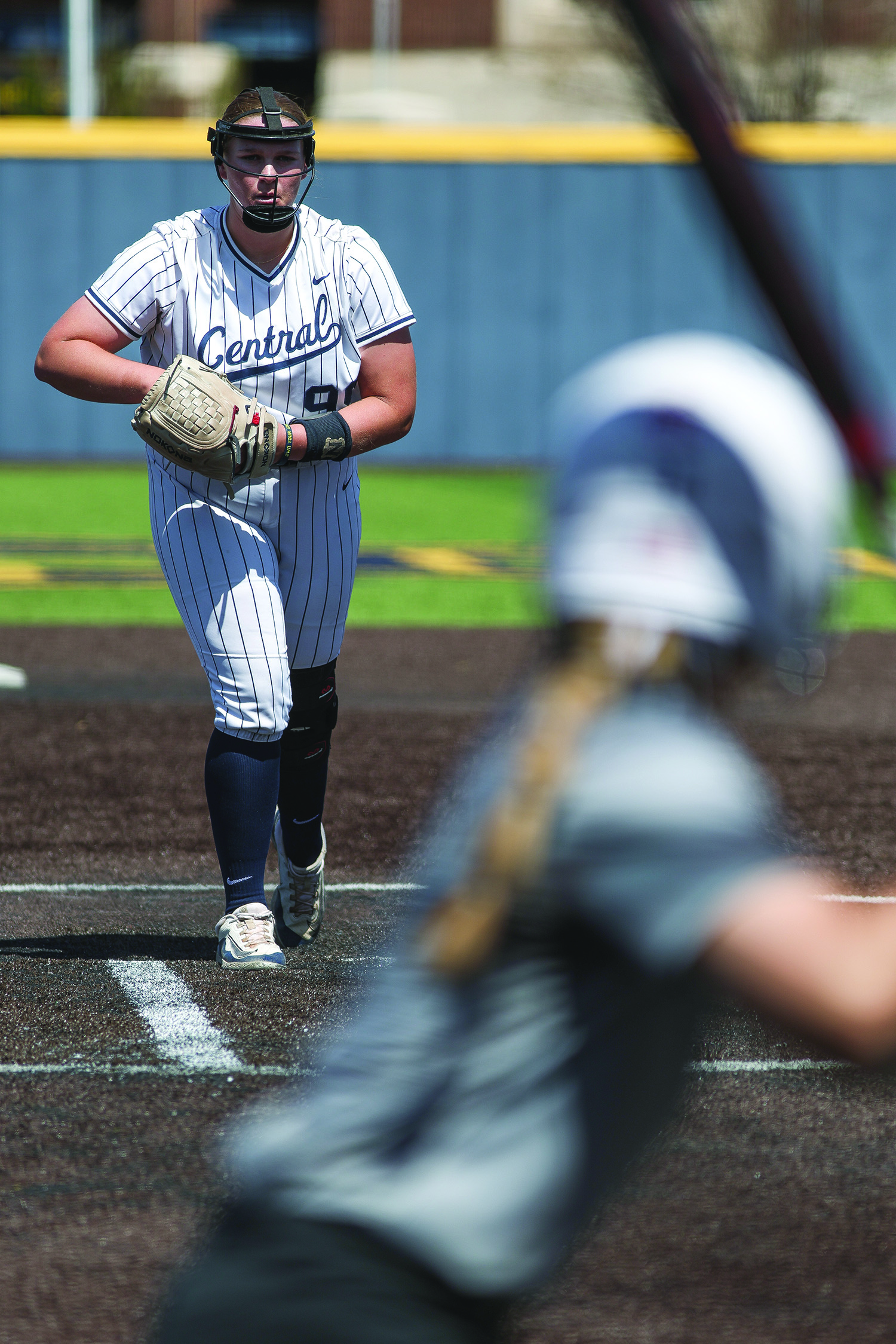 Bronchos softball tied for first in conference - UCentral Media